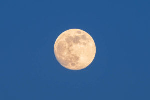 How to Photograph the Blue Supermoon on August 30th 2023 - Alexios ...